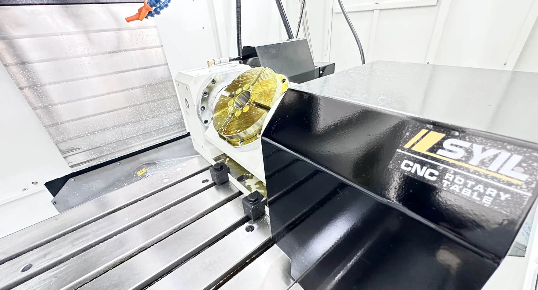 Vertical Machining Center | The Power and Precision of the SYIL X11